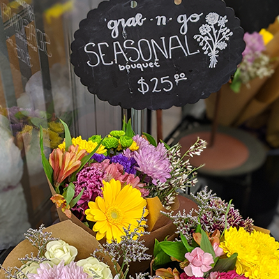 Medium Mixed Bunch :: Lafayette Florist