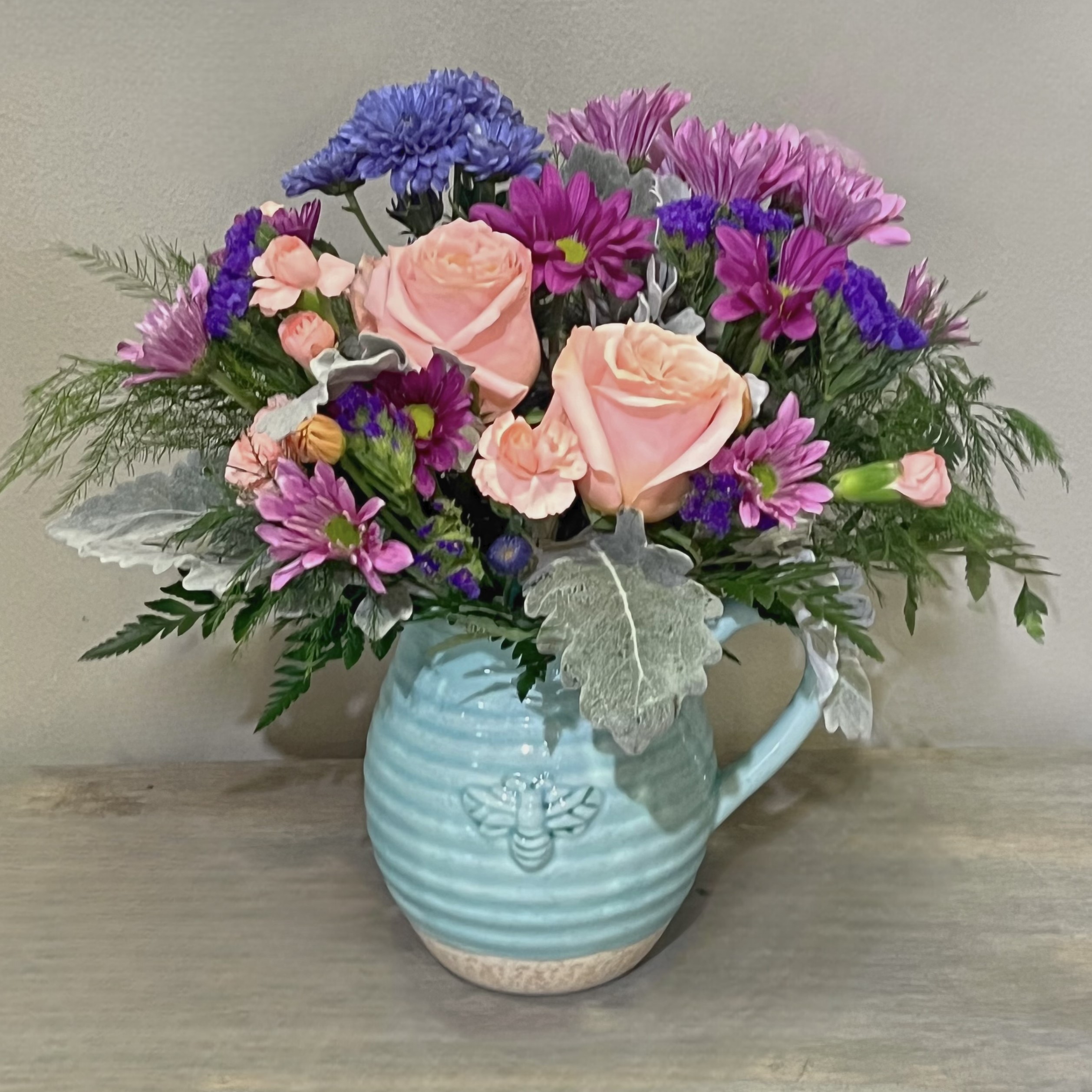 Busy Bee Pitcher :: Lafayette Florist